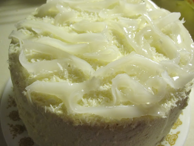 Gracefully Dezigns: Coconut Pandan Chiffon Cake/ Buko-Pandan Chiffon Cake