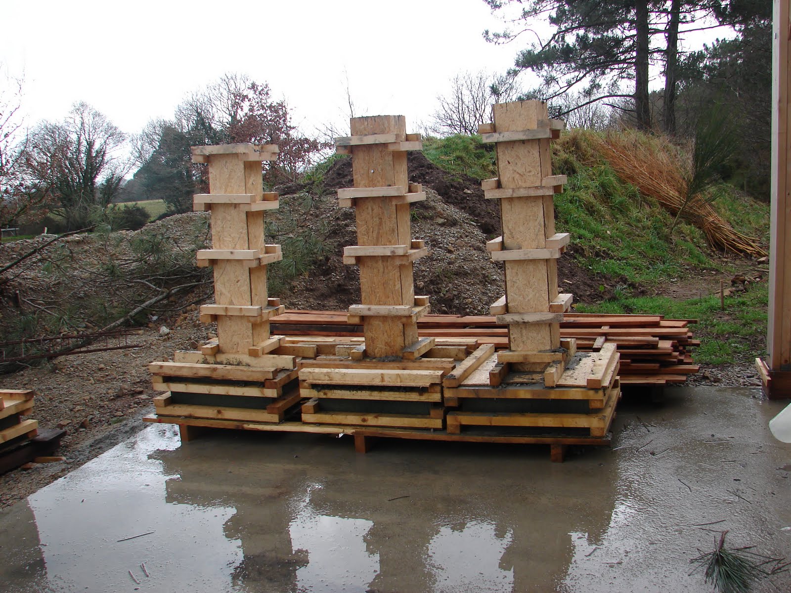 Habitat bois: Pilotis Pilotas.....