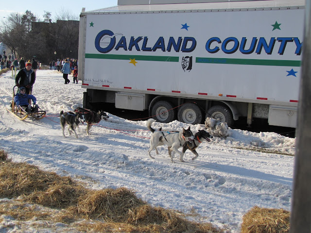 The Oakland Press Blogs: Earth's Almanac: FIRE AND ICE: Volunteering ...