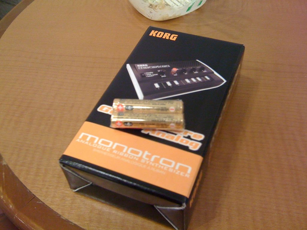MATRIXSYNTH: KORG Monotron Packaging