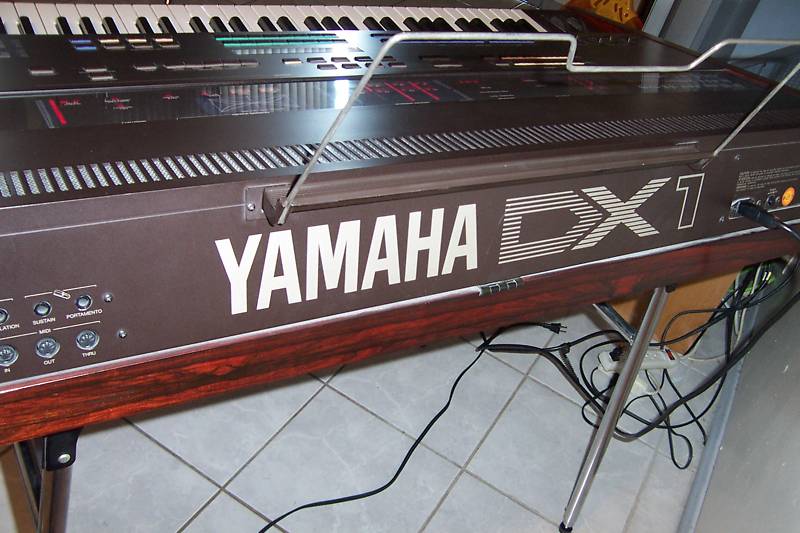 MATRIXSYNTH: Yamaha DX1