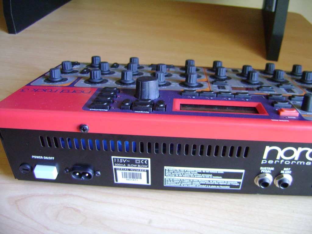 MATRIXSYNTH: Nord Lead 3 Rack Mount Synth