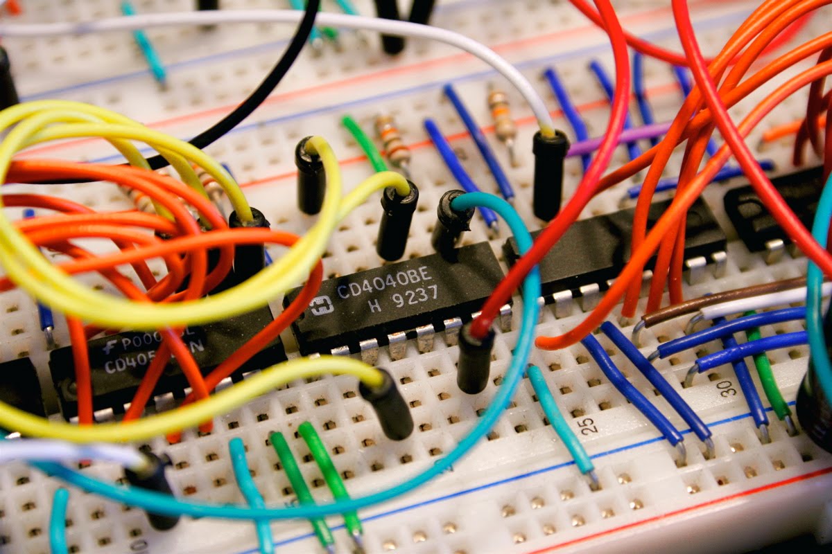 MATRIXSYNTH: DIY Synth Building Course at Harvestworks in NYC