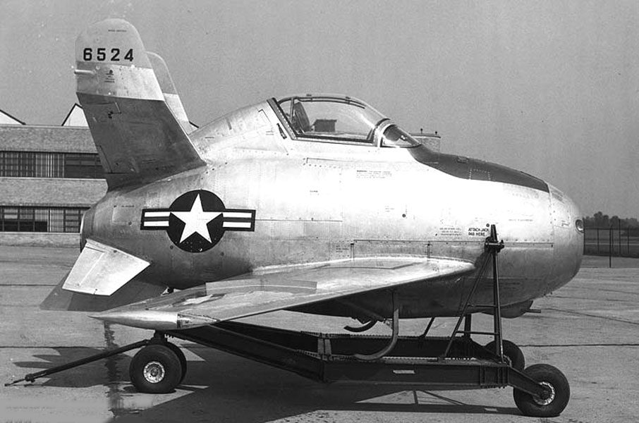 nhungdoicanh: McDonnell XF-85 Goblin