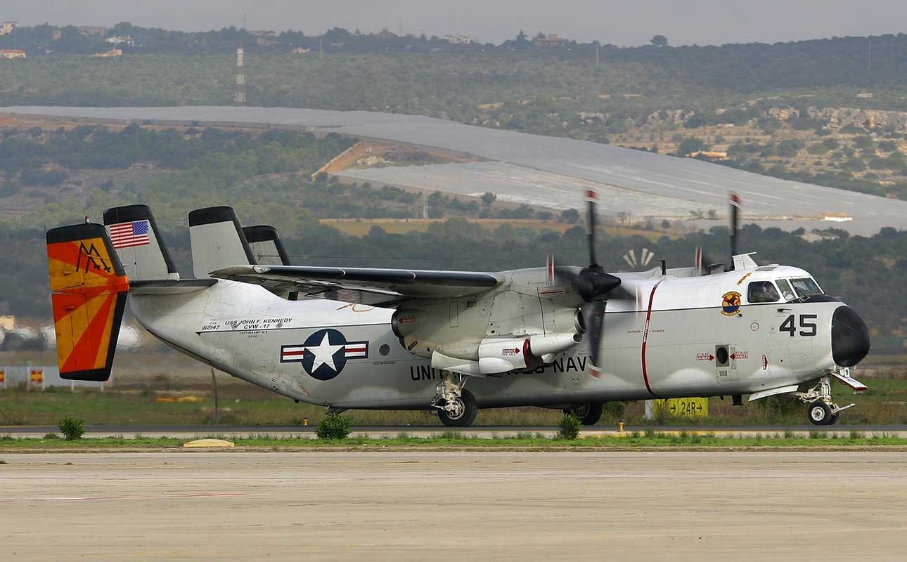 nhungdoicanh: Grumman C-2 Greyhound