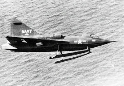 nhungdoicanh: Convair F2Y / F-7 Sea Dart