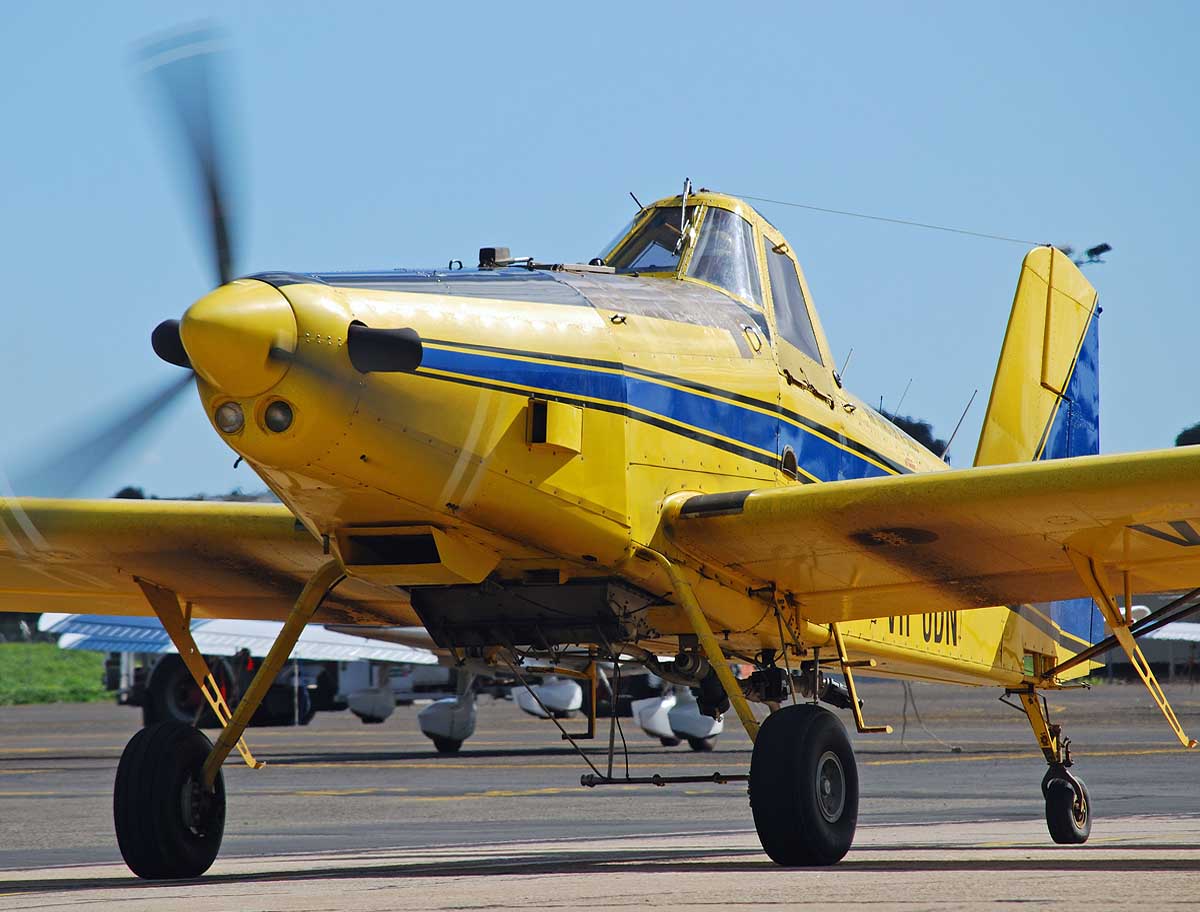 nhungdoicanh: Air Tractor AT-802