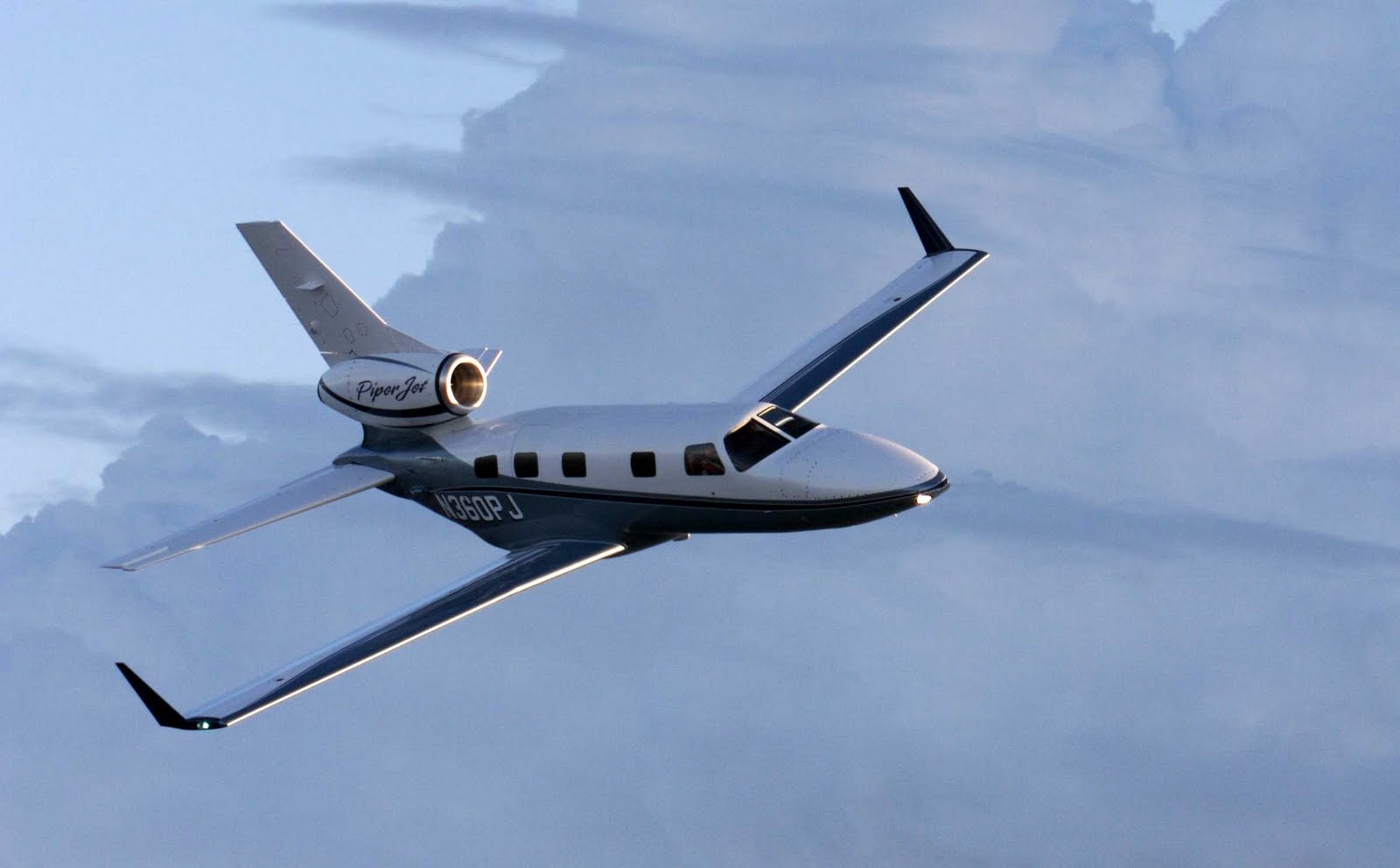 nhungdoicanh: Piper PA-47 PiperJet