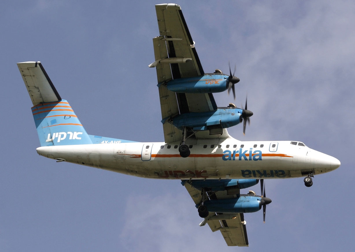 nhungdoicanh: de Havilland Canada DHC-7 Dash 7