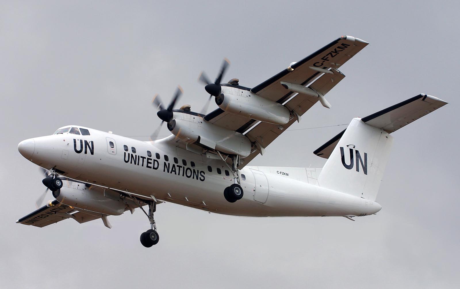 nhungdoicanh: de Havilland Canada DHC-7 Dash 7