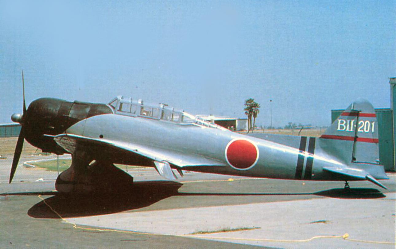 nhungdoicanh: Aichi D3A Val