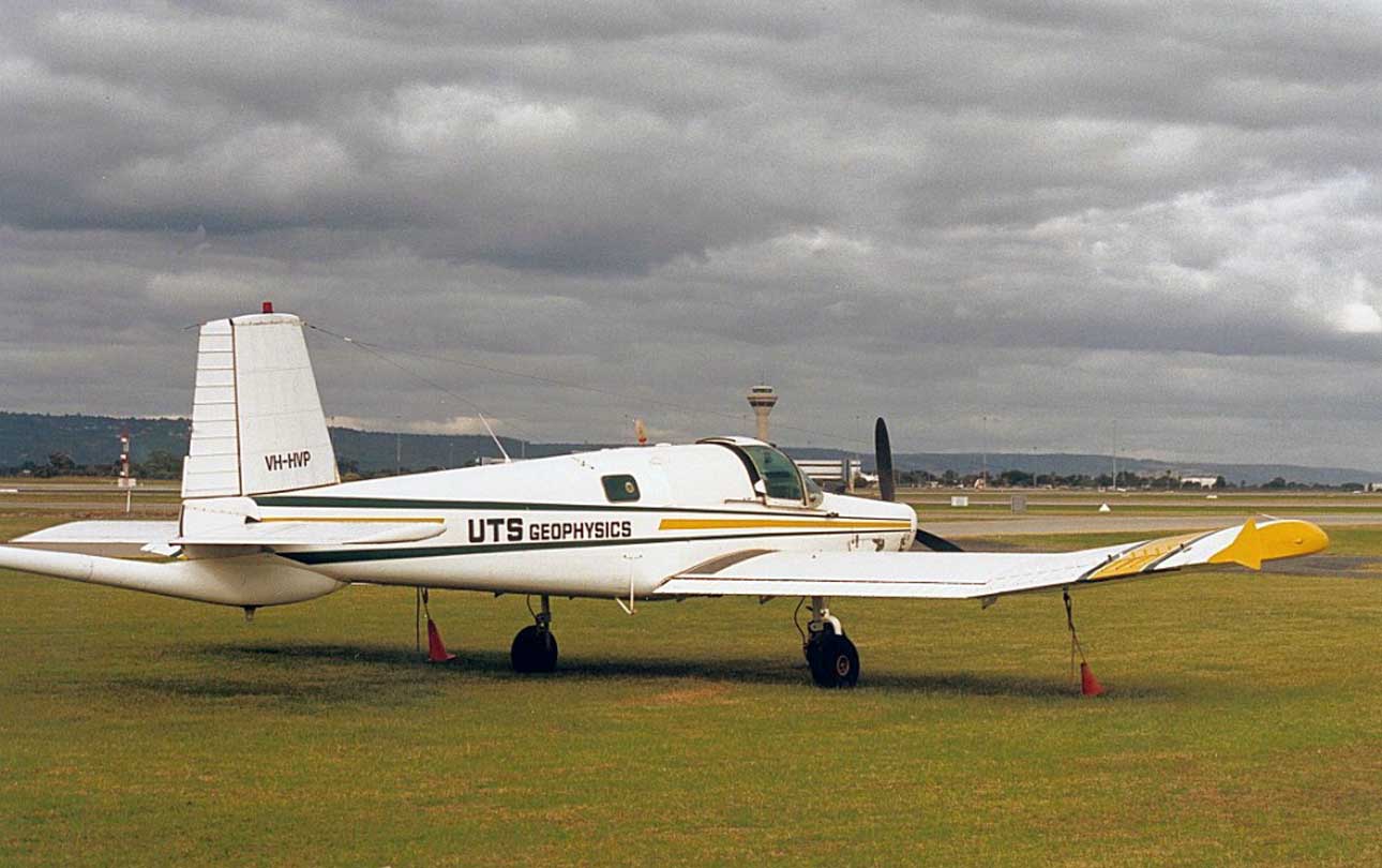 nhungdoicanh: PAC Fletcher Fu-24