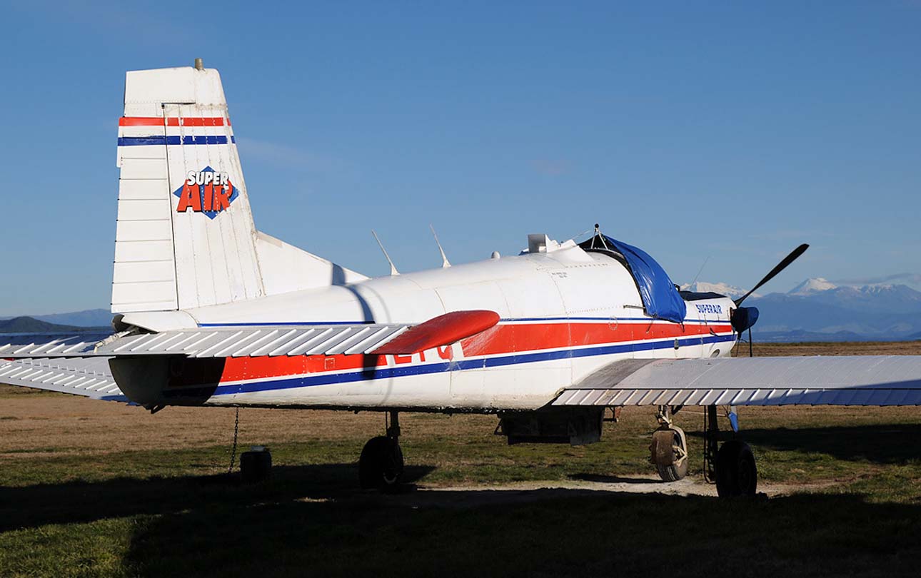 nhungdoicanh: PAC Fletcher Fu-24