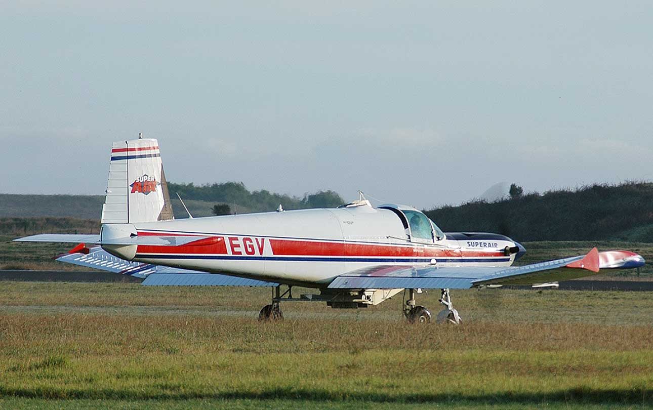 nhungdoicanh: PAC Fletcher Fu-24