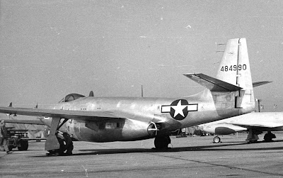nhungdoicanh: Bell XF-83