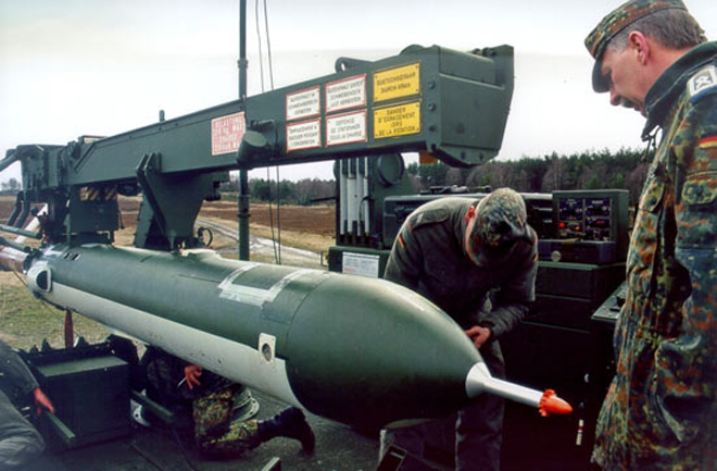 nhungdoicanh: Canadair CL-89 / 289