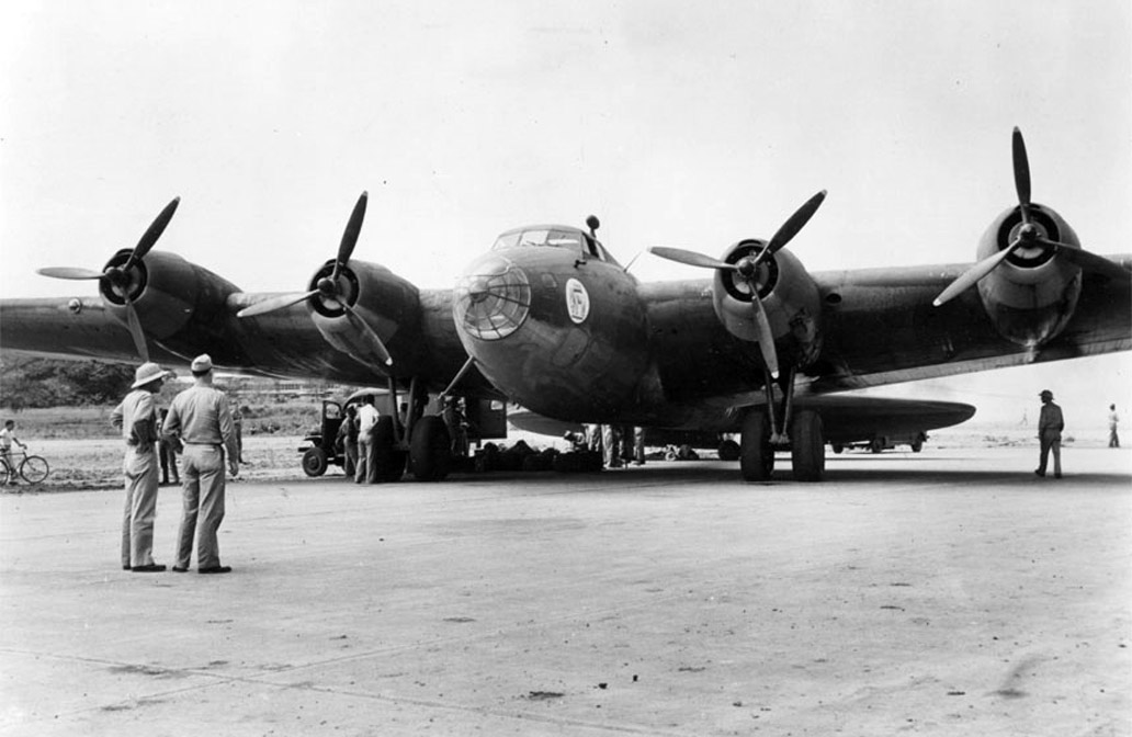 nhungdoicanh: Boeing XB-15