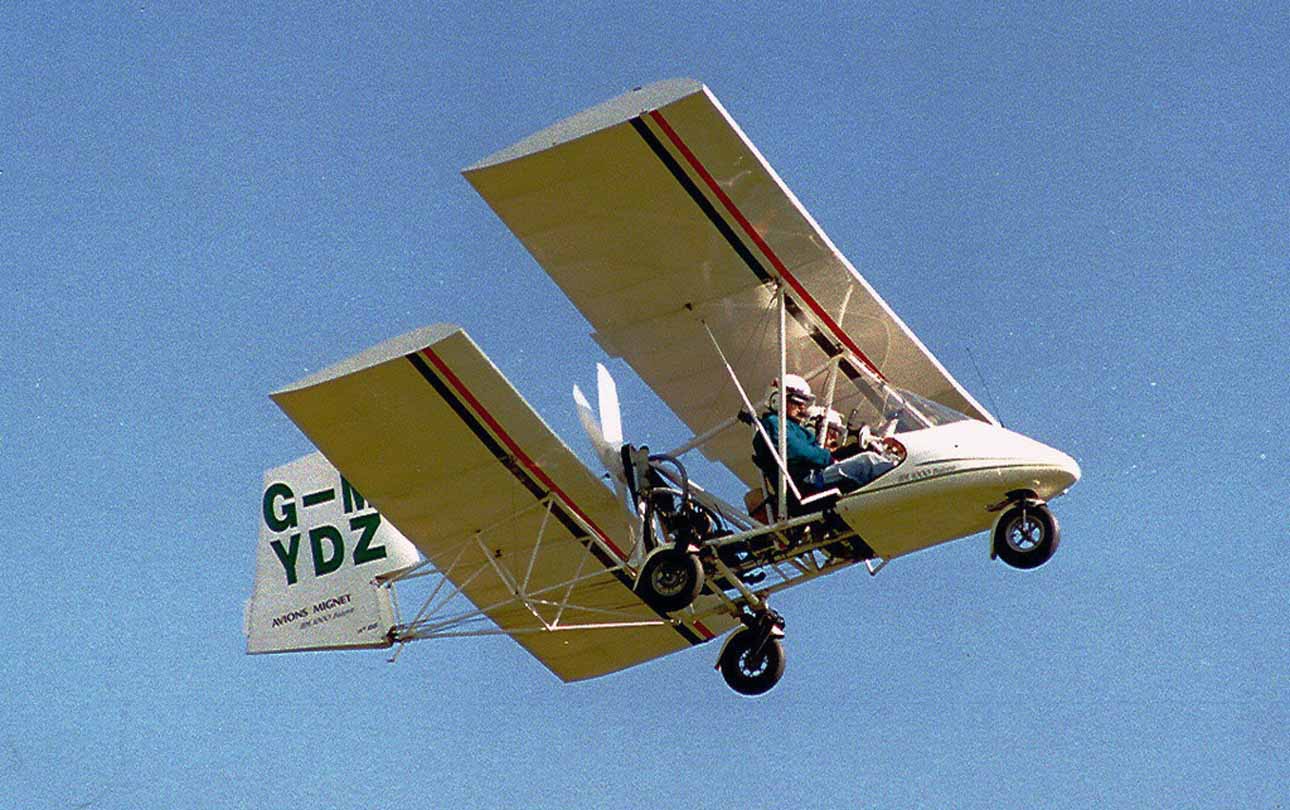 nhungdoicanh: Mignet HM-1000 Balerit