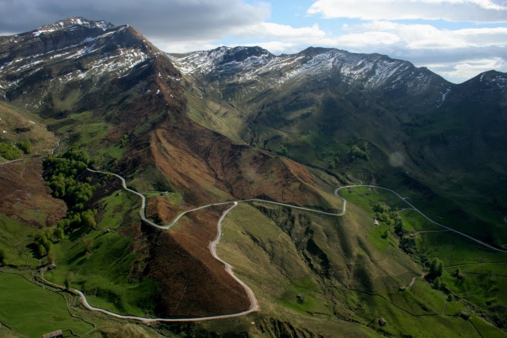 Pedaleando asturias: Puerto de la Lunada
