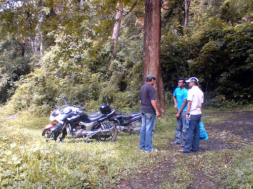 Anappara, Kallar - A trip on two wheels | Shai blogs!