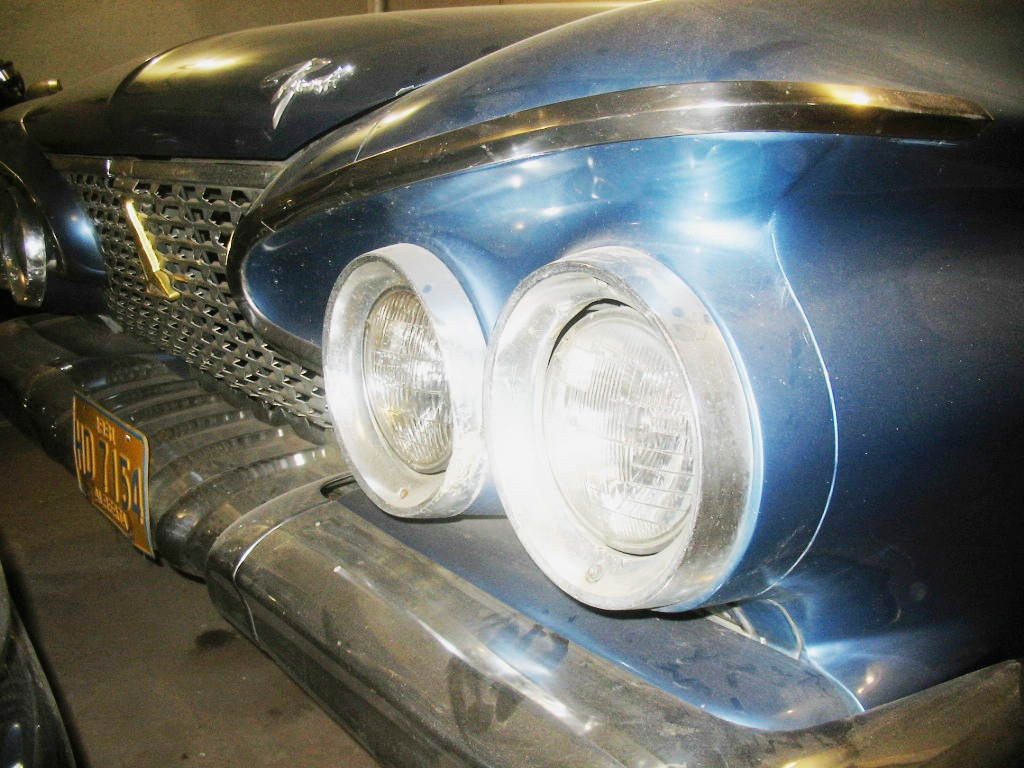 Cold War Motors: Cold War Motors: Sick Cars for a Sick Planet