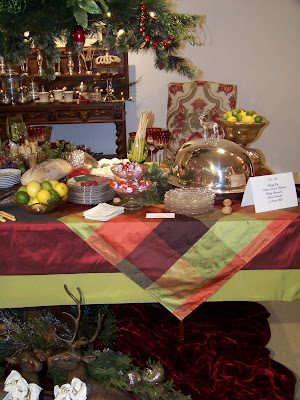 Silver Trappings: Holiday Tables - A Christmas Buffet