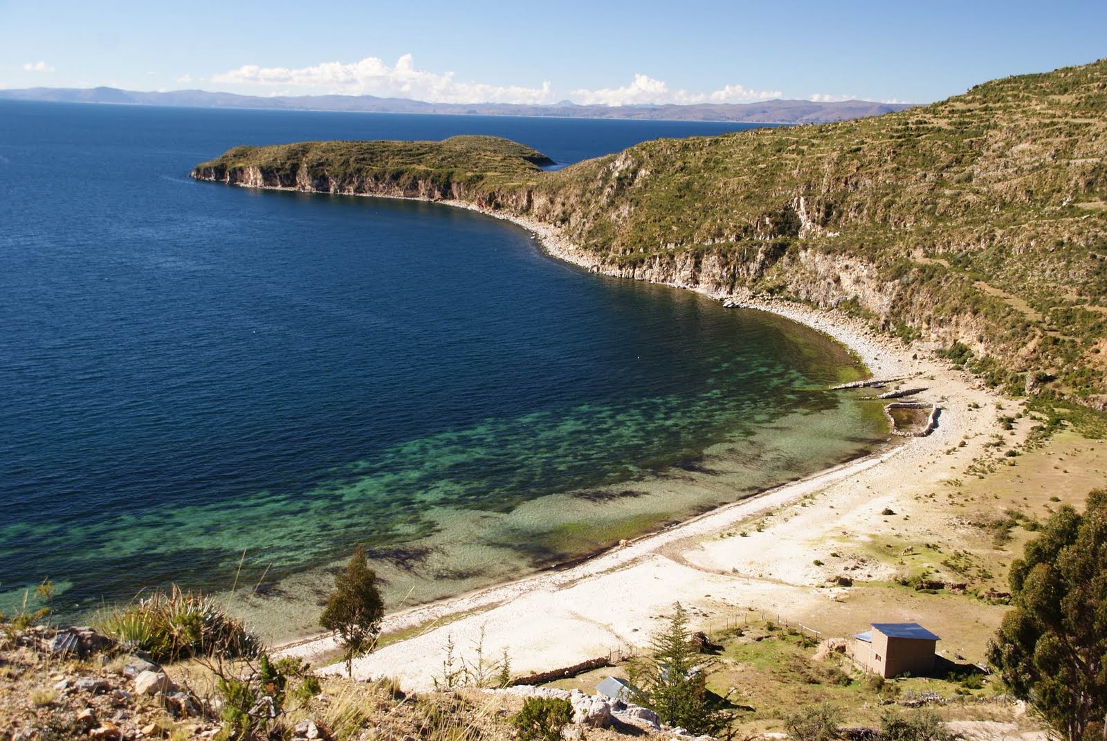 On Som: Lago Titicaca - Bolivia