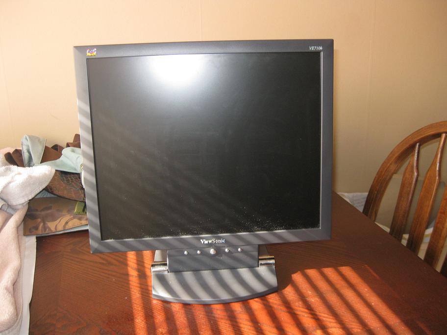 Random Projects: Viewsonic ve710b