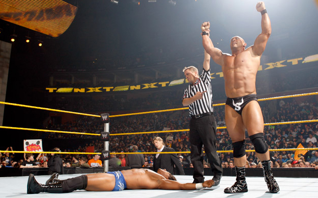 ozoutroSCaras: WWE TNA & UFC