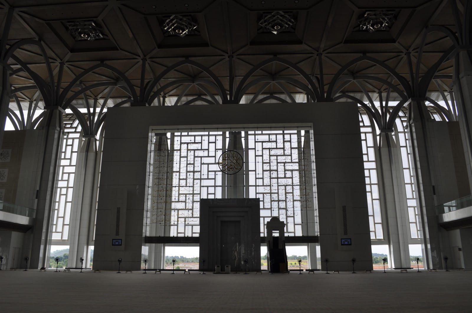 Muhammad Qul Amirul Hakim: Masjid Besi, Putrajaya