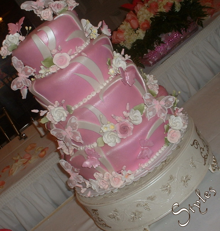 Cakes by Styles: Marvellous Quinceanera Cake!