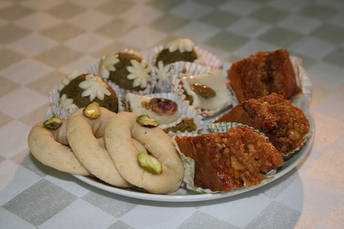 Food + Drink + Adventure: Tunisian Wedding, Tunisian Fooood!