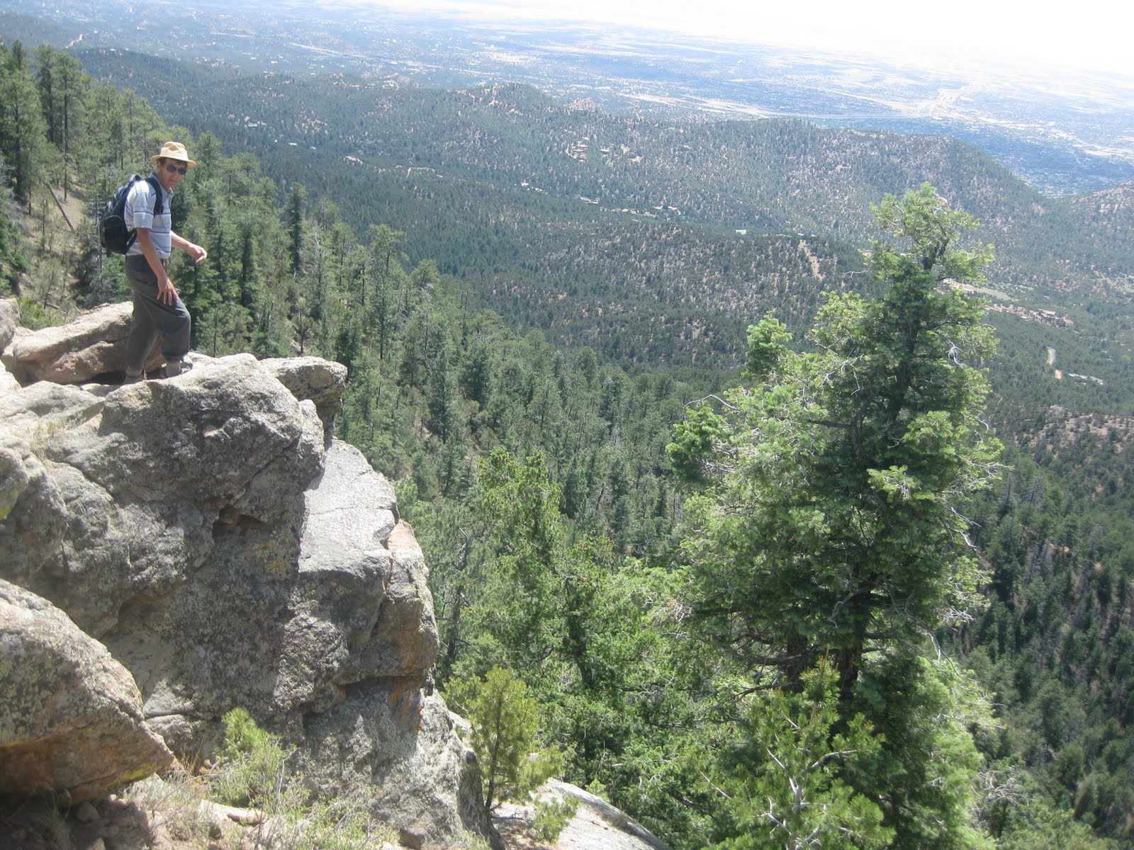 Lazarow World-Hike-About: A Beautiful Tuesday in SantaFe, NM