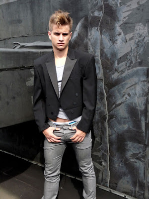 Model Mayhem: Shirtless and Underwear Model John Huetter