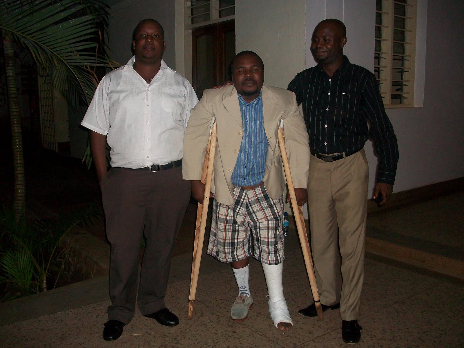 Yusuph Mazimu (Masanja Jr): CHAMBO AAGWA RASMI MUCCOBS-TUTAKUMISS BABA