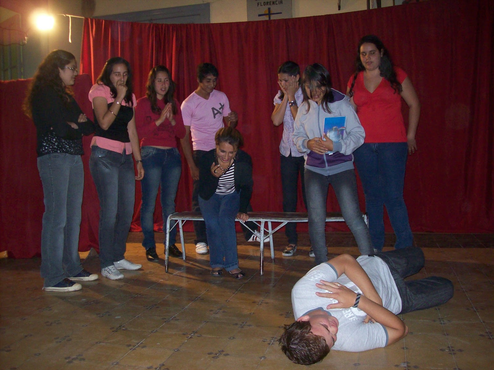 Escuela Media 267 "Tte Daniel Jukic": DOS OBRAS DE TEATRO