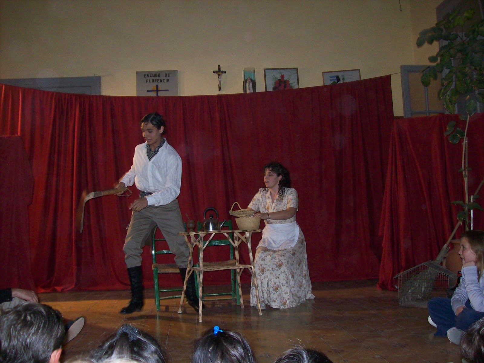 Escuela Media 267 "Tte Daniel Jukic": DOS OBRAS DE TEATRO