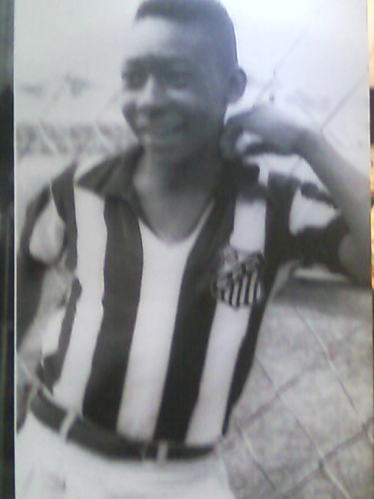 W.O. Esporte Clube: PELÉ:ALGUMAS CURIOSIDADES SOBRE O REI DO FUTEBOL