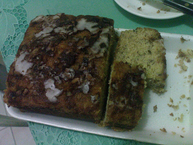 Woman In Digital: Banana Cake from the Old Insular Bakery