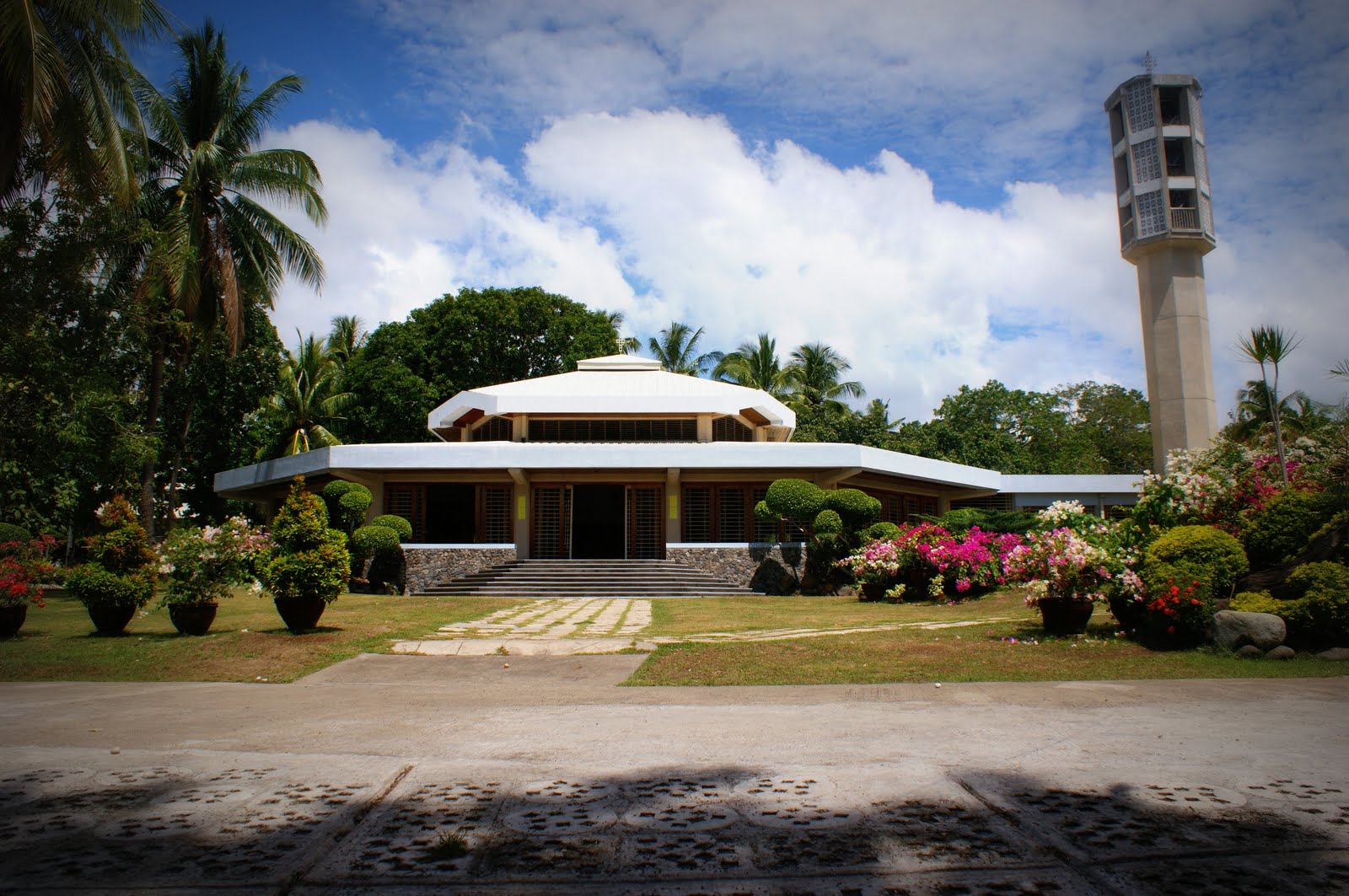 Globules of Dots: Benedictine Retreat House, Digos City, Davao del Sur