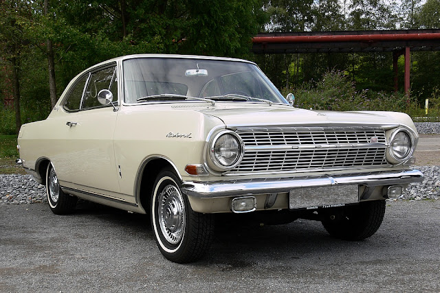 Opel Rekord A & B: Rekord A Coupé L6