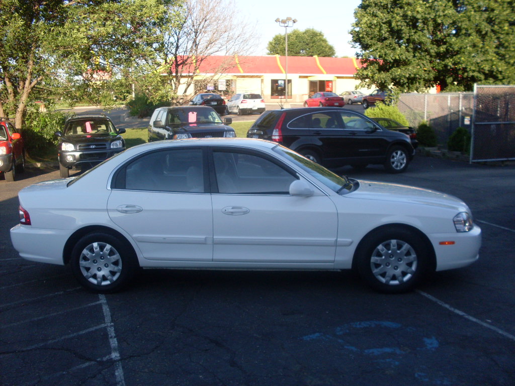 Ride Auto: 2005 Kia Optima LX