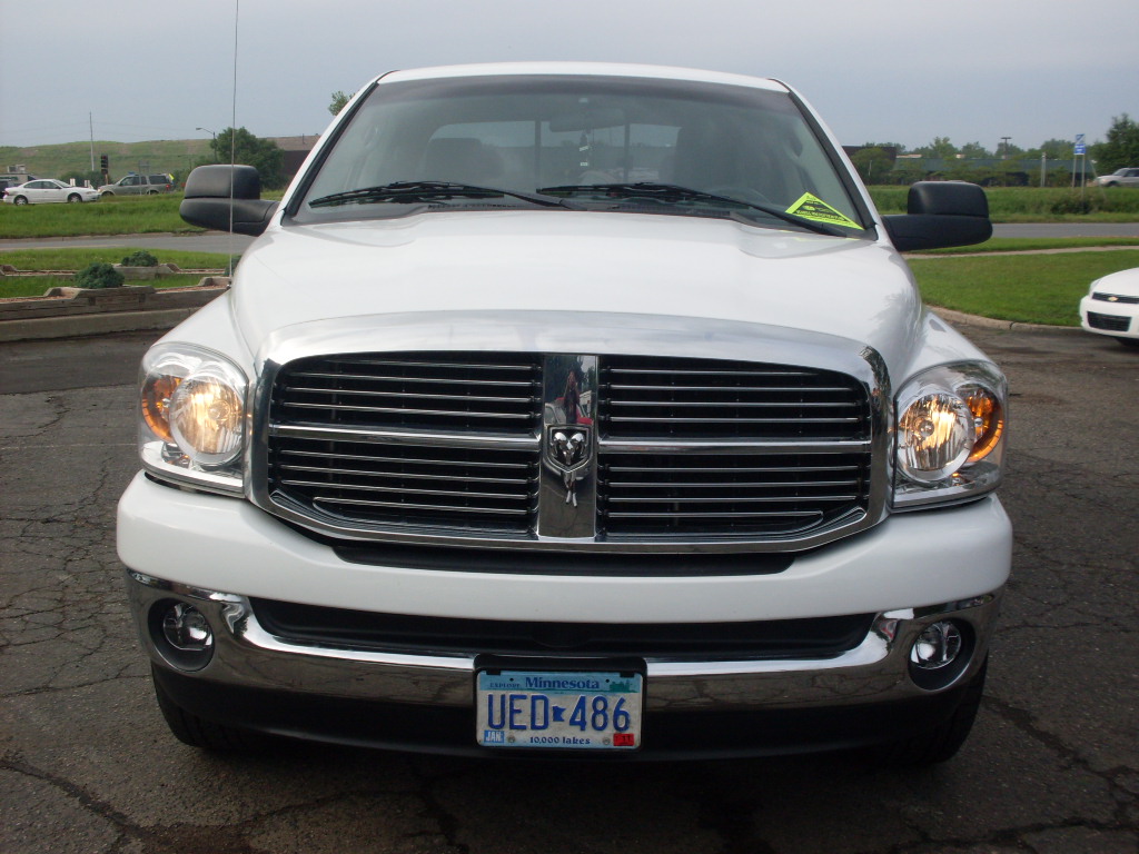 Ride Auto: 2007 DODGE RAM SLT CREW CAB , SHORT BOX , 5.7 LITER HEMI V8