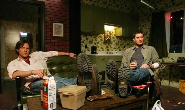 SUPERNATURAL: WINCHESTER HUNTERS: Supernatural - Episode 3.08 - A Very ...