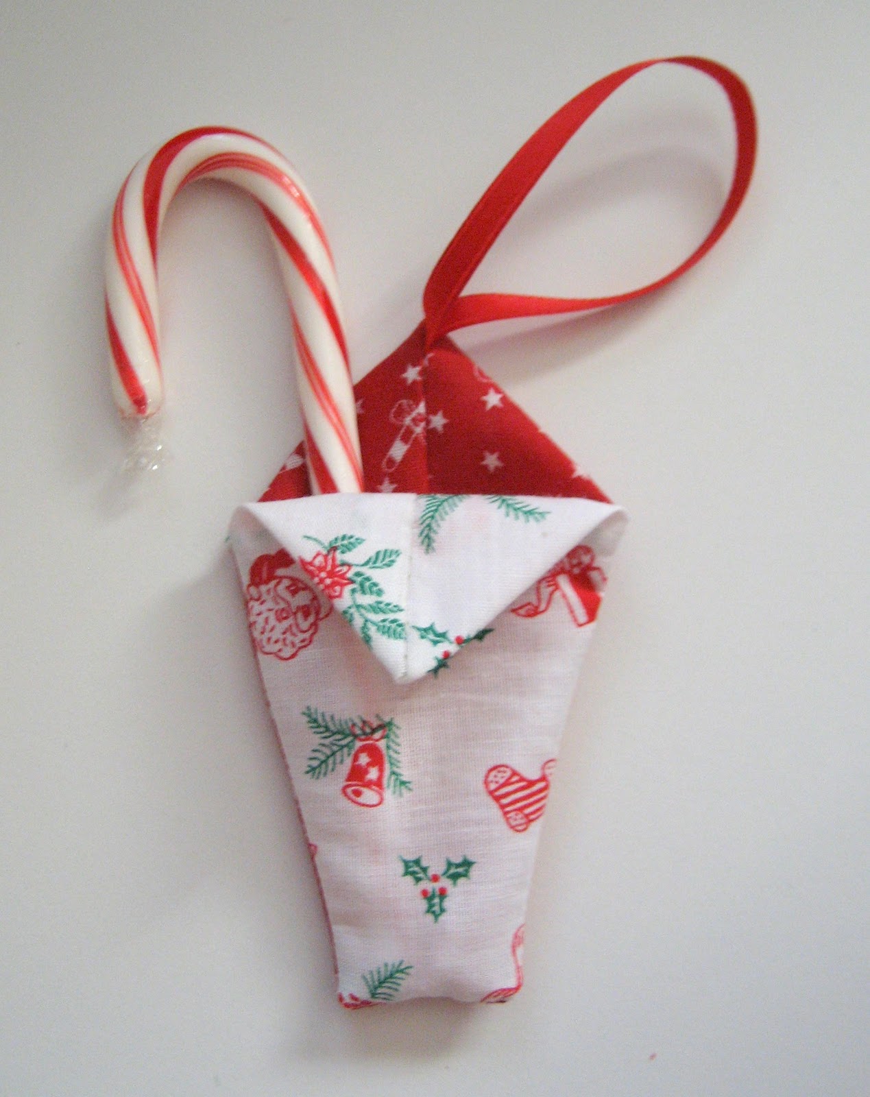 Serendipity Handmade: Gift Pocket Tutorial
