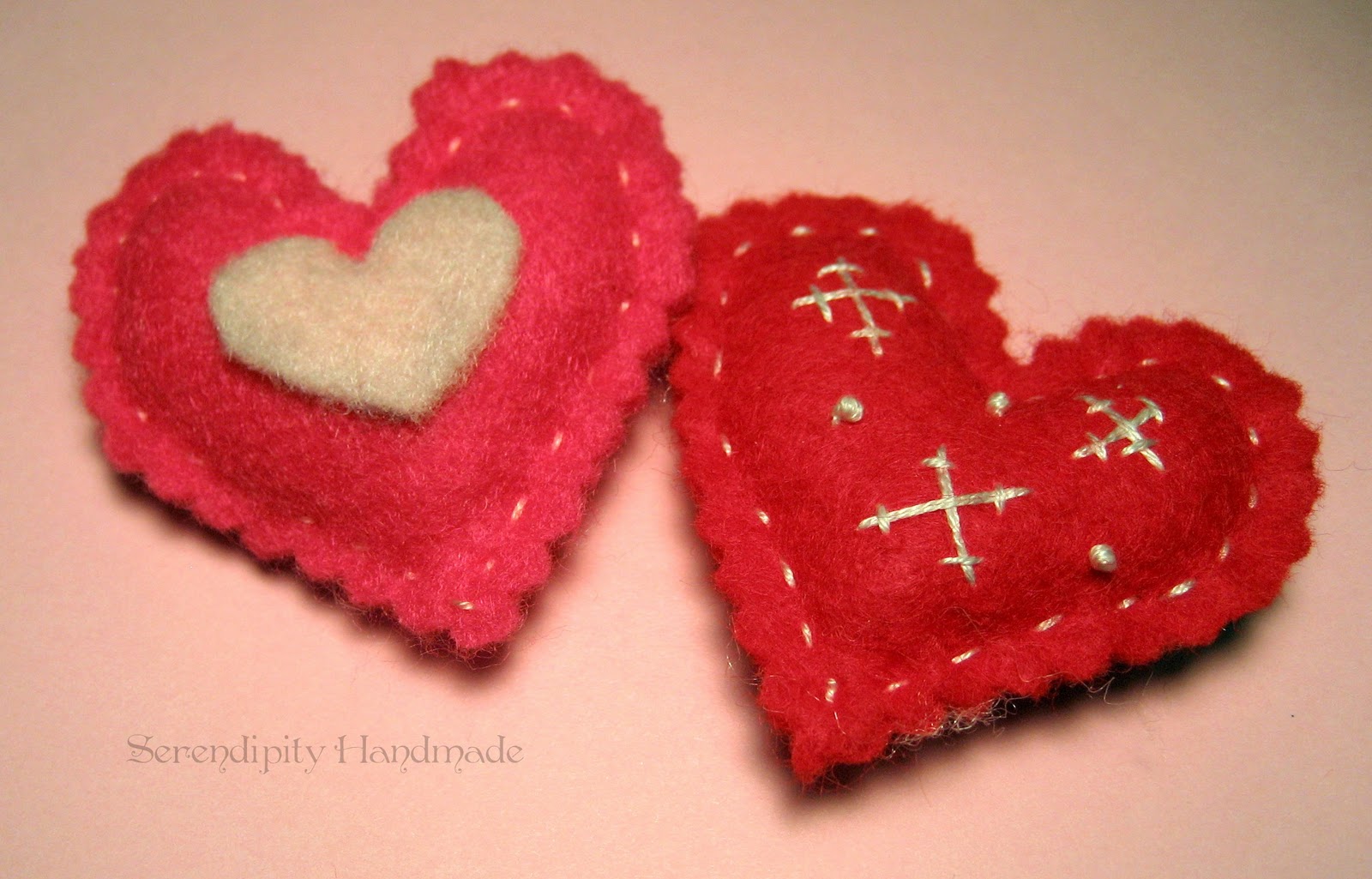 Serendipity Handmade: Valentine Heart Pins