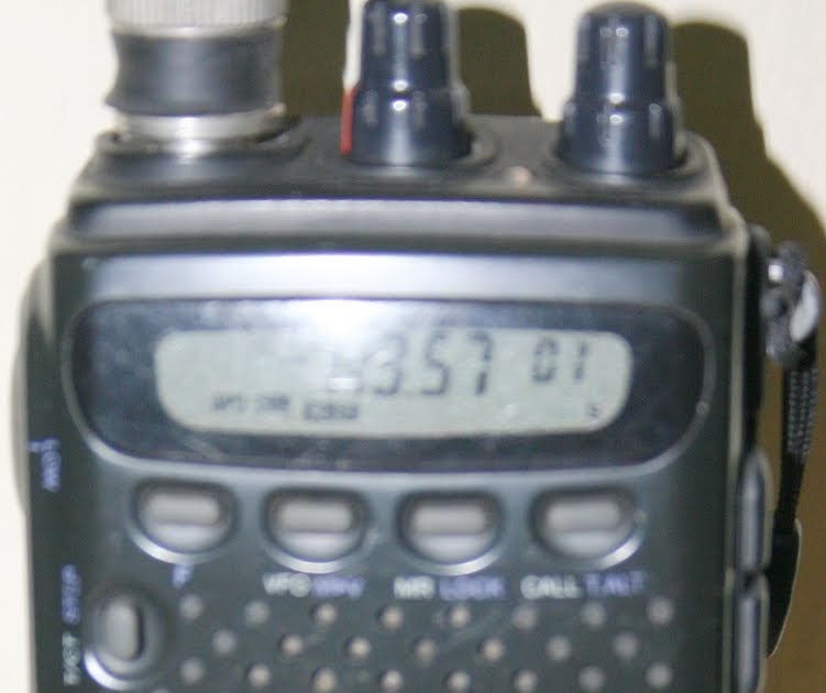 RADIO SELLER: HT Kenwood TH 22-AT ( Sold )