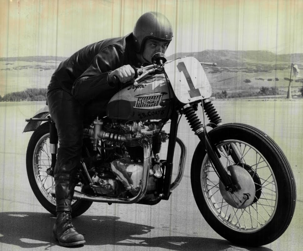 Nostalgia on Wheels: Pre-unit Bonneville Racer!