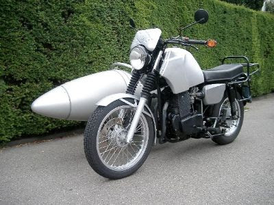 STRANGER BLOG: MZ 500 ROTAX WITH SIDECAR (made of a napalm bomb)