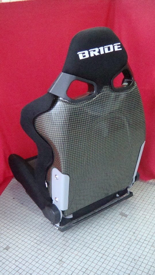 ECG Racing: Bride CUGA yellow kevlar seat
